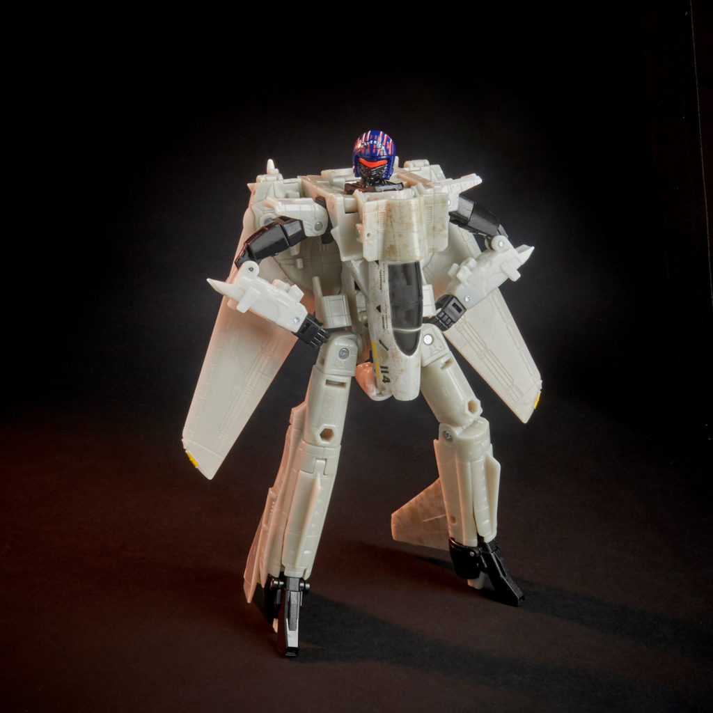 RFC News Desk 110 - Top Gun x Transformers Maverick Officially Revealed ...
