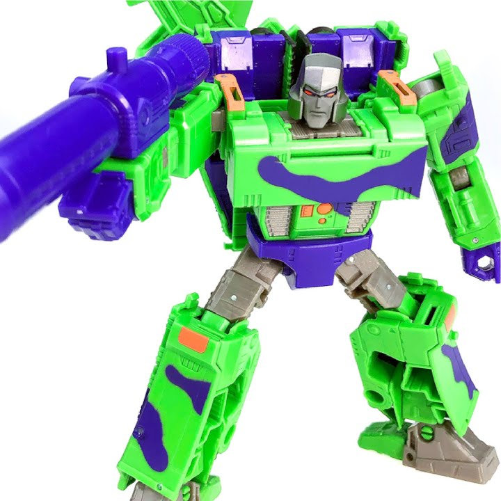 RFC News Desk 114 - Generations Selects G2 Megatron Accidentally Leaked ...