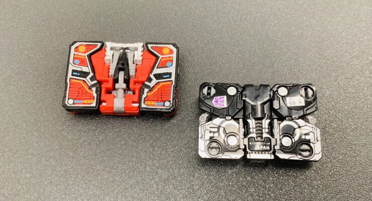 What Color Is Netflix Edition Soundwave’s Visor, Anyway?